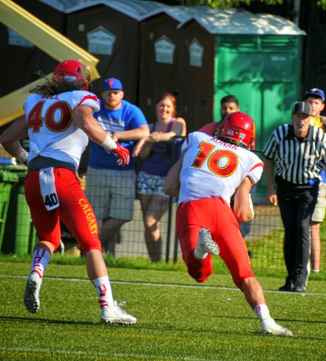 University of Calgary Dinos Football: 2014