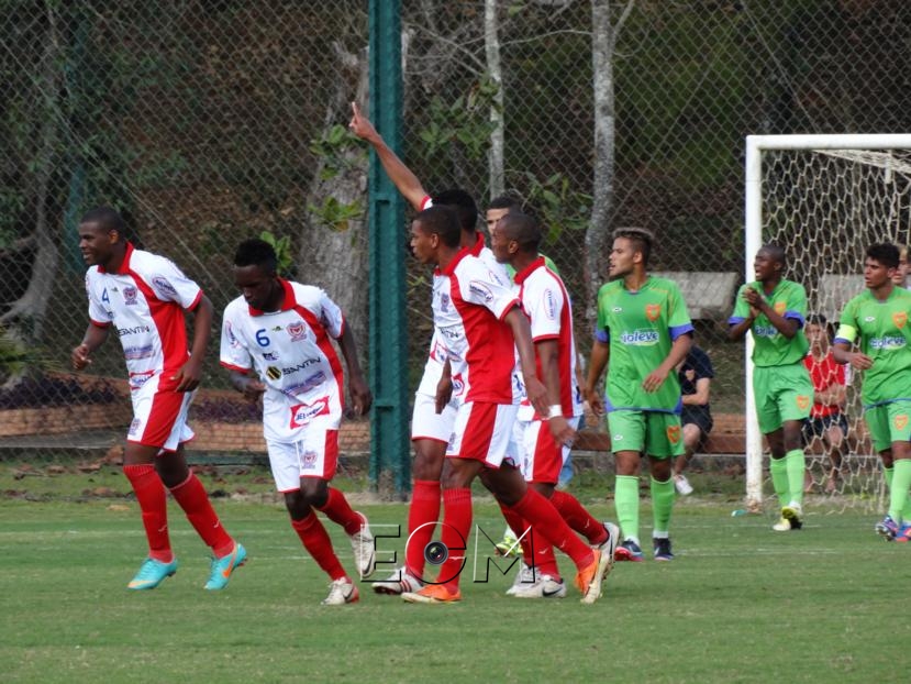 Fotos Futebol Clube: Sub 20 - 2ª - Brasilis x Américo - 24/08/2013