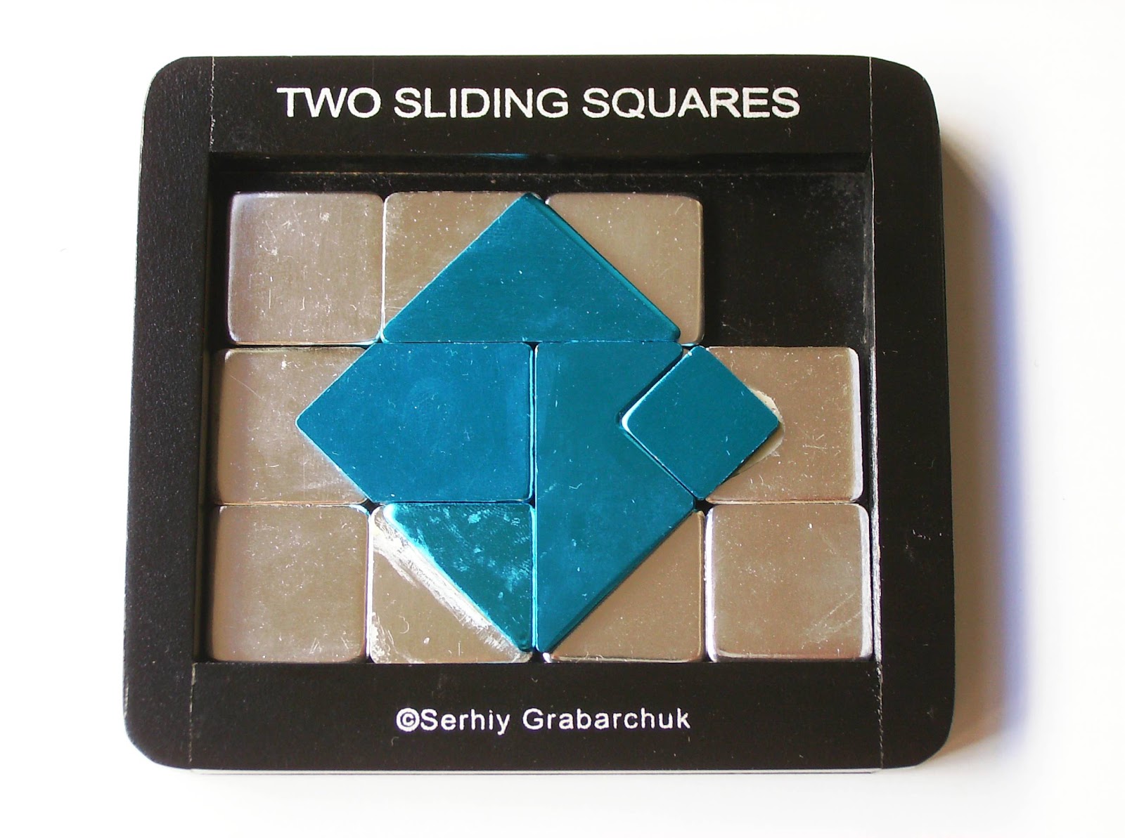 Gabriel Fernandes' Puzzle Collection: Two Sliding Squares