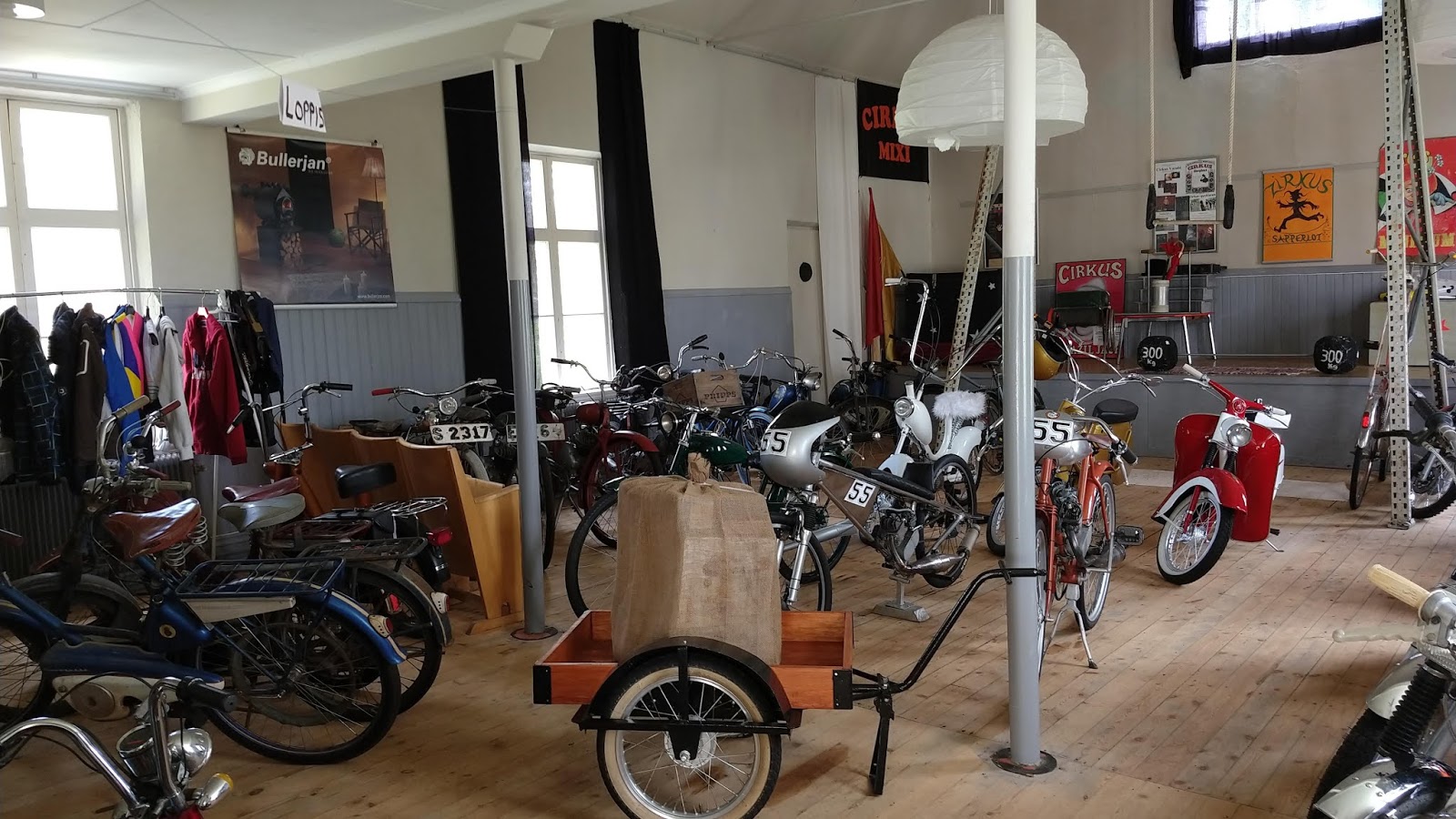 Lars Antonsson Dansby Motala Sverige: Hammars "Moppemuseum" och vidare ...