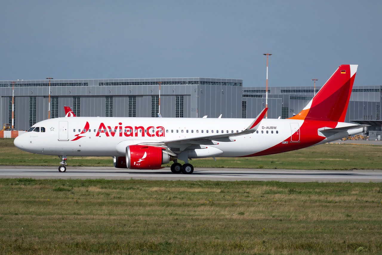 GB Special: A320-251N, Avianca El Salvador, D-AUBW, N788AV (MSN 8938)