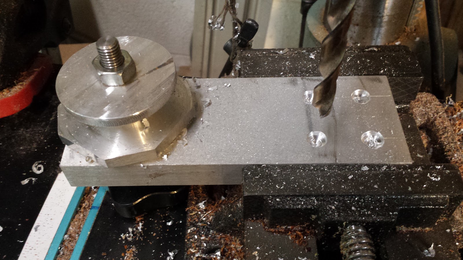 The making of a sphere jig for the wood lathe, on the fly.