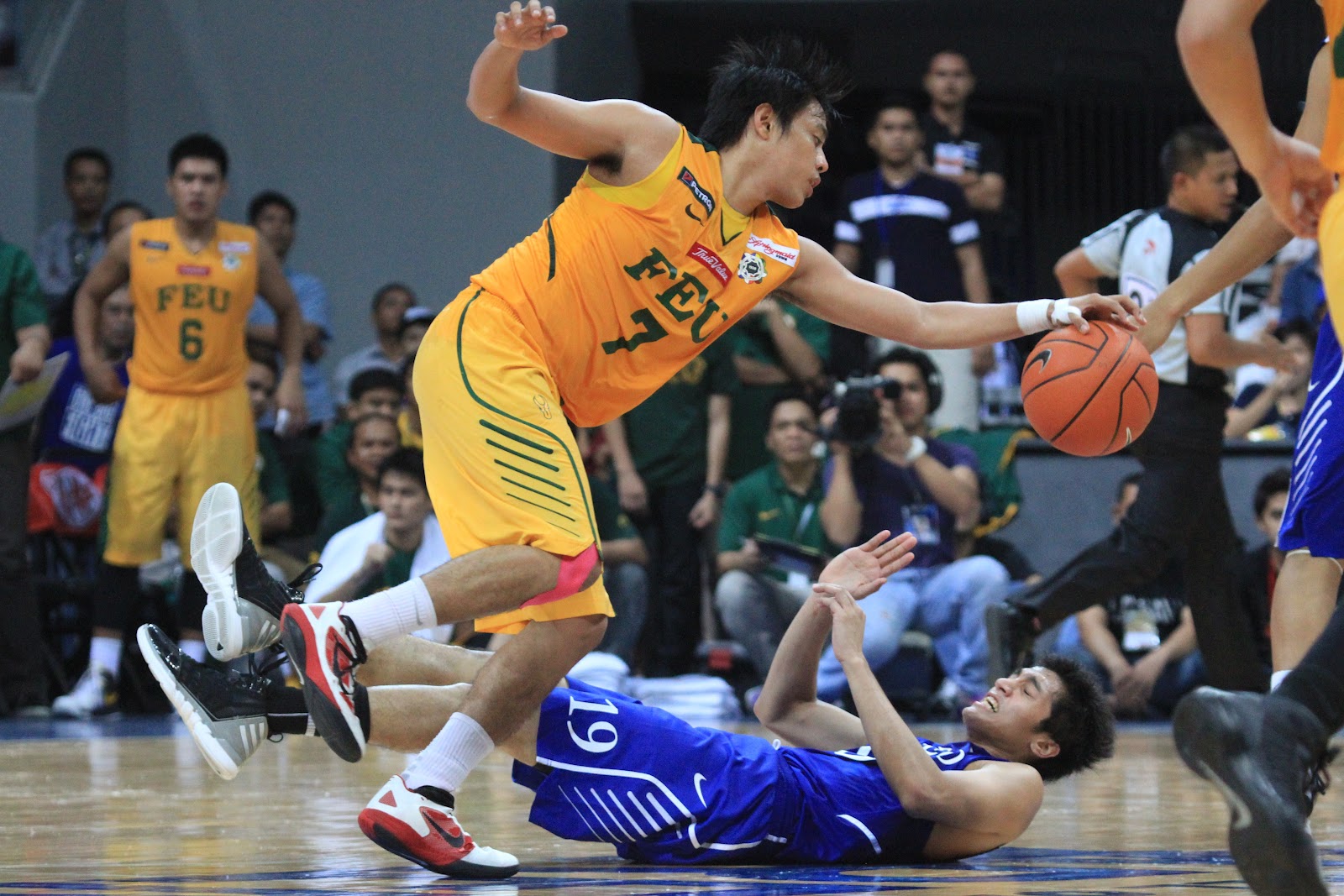 brosigonzalesphotos: Rough Game