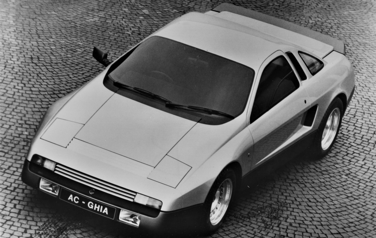 poeschl on cars : The Italian Line: Ghia Part 2 ——From Custom to Corporate