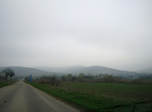 Country inside: Prin Valea Teilor ~02.Aprilie 2011~