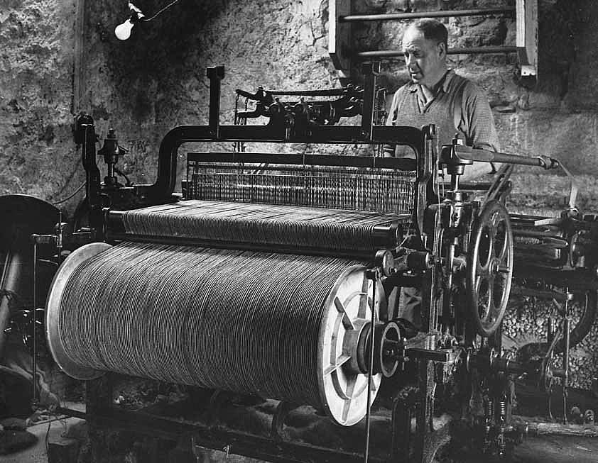 warp 'n woof: the dream machine: the hattersley domestic loom