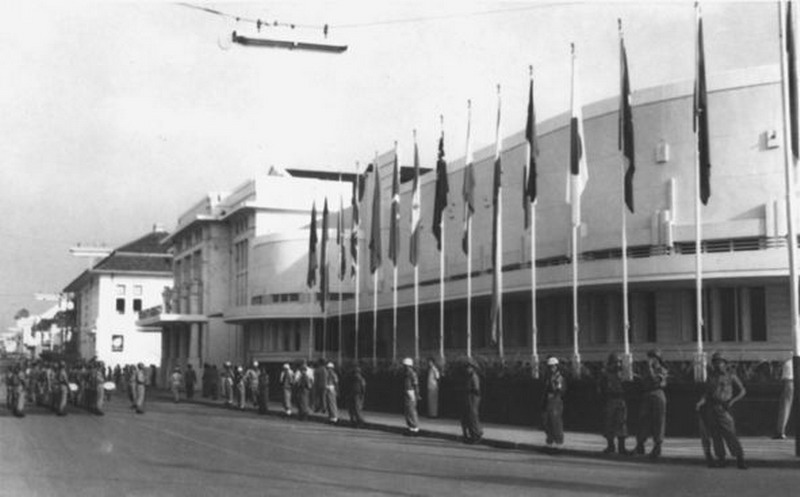 GALERY BANGUNAN SEJARAH DI INDONESIA: Gedung Merdeka, Kota Bandung