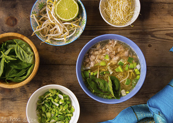Pho | sopa de pollo vietnamita - La Rosa dulce