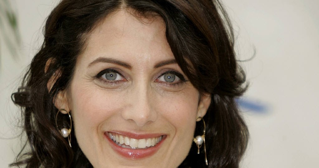 Female Celebrities: American actress and playwright Lisa Edelstein