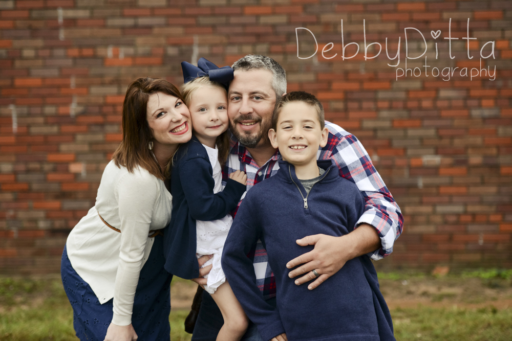 Debby Ditta Photography: The Standlee Family / Maternity / Rainy day ...