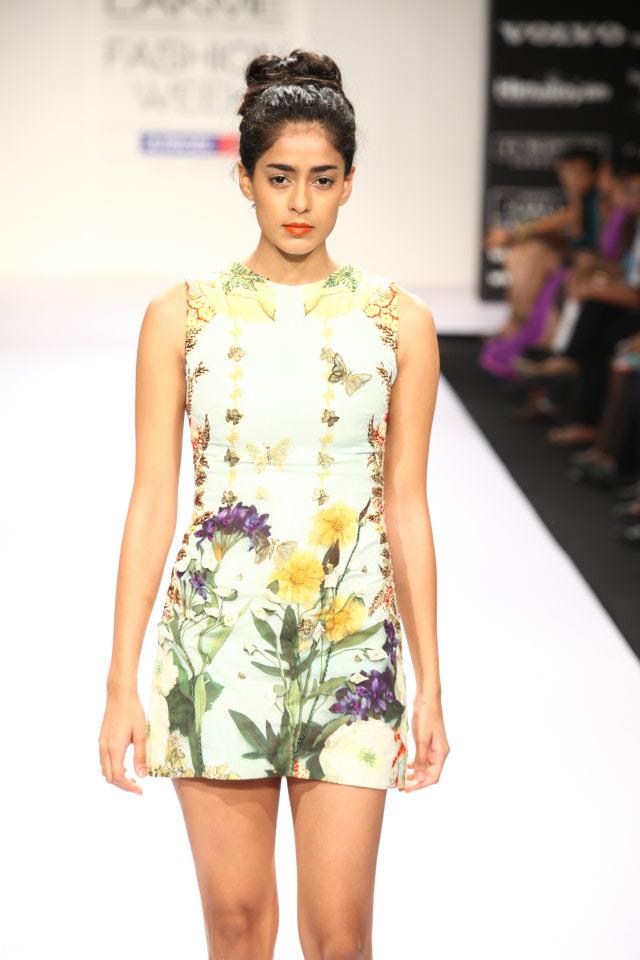 confession of a fashionista: DAY 5 LAKME FASHION WEEK - PRASHANT CHAUHAN