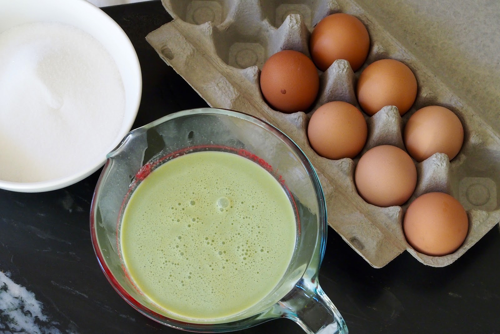 Minty's Kitchen: Pandan Kaya / Coconut Jam