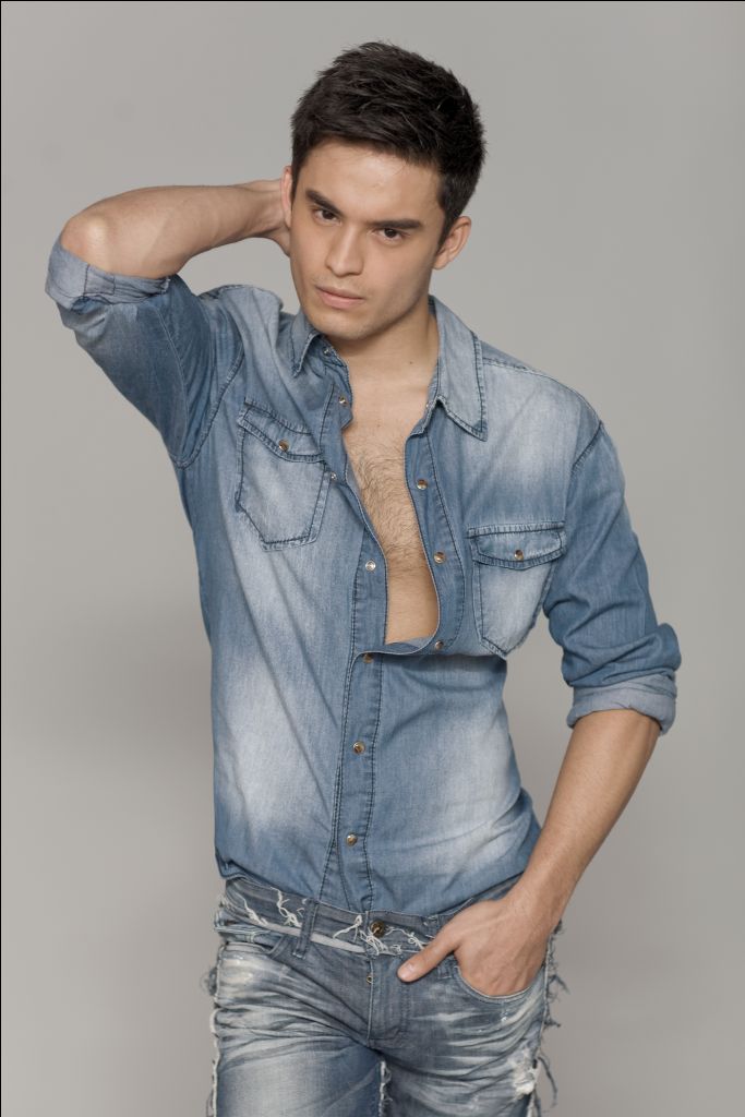 GMA Artist Center Black Book - Boys' Pictures 2 - Showbiz Portal