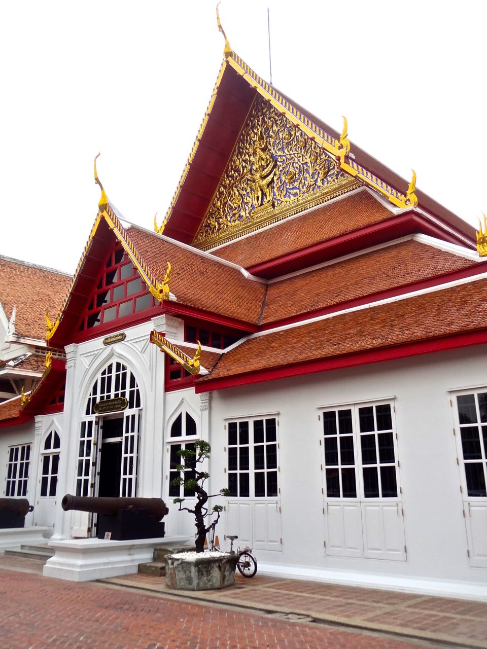 Scrumpdillyicious: The Bangkok National Museum of Thai Antiquities