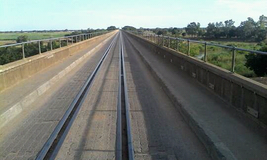 ESMANA7686: Imagens de Magude