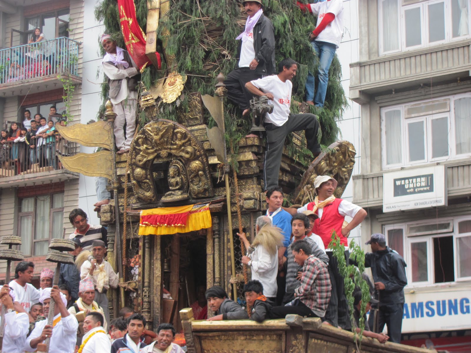 Bhasha Beguine: Rato Machhendranath Rath Jatra