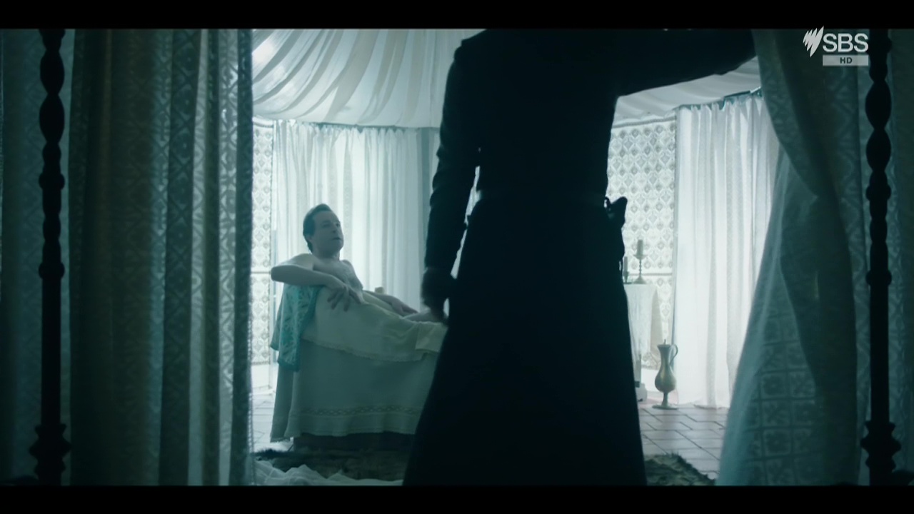 ausCAPS: Stephen Fewell shirtless in Knightfall 2-03 "Faith"