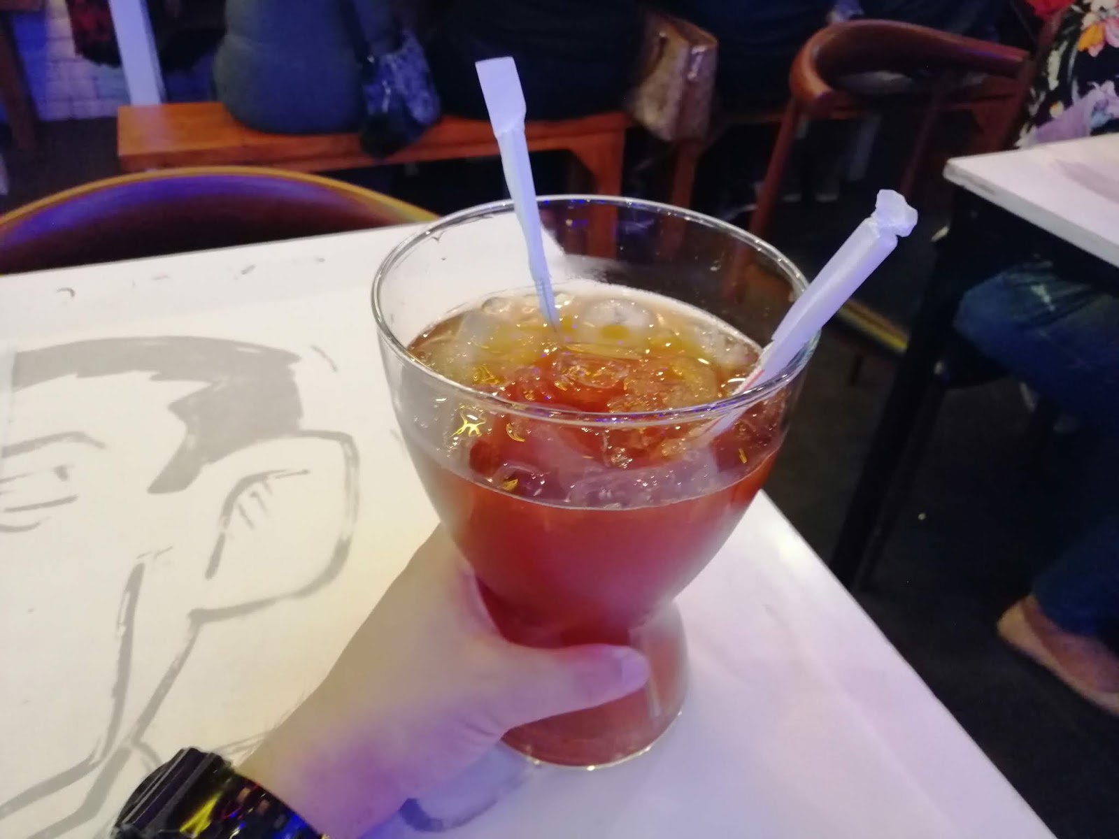 Hari Ng Larga: Talk Hang Restaurant - Deira, Dubai