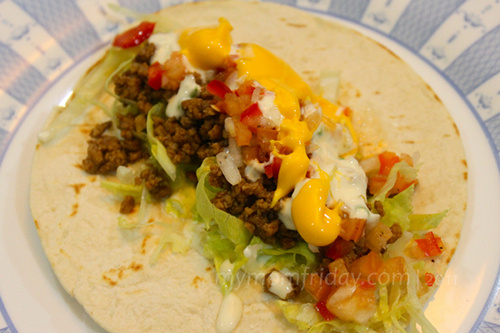 My Mom-Friday: Foodie Friday: D.I.Y. Soft Tacos