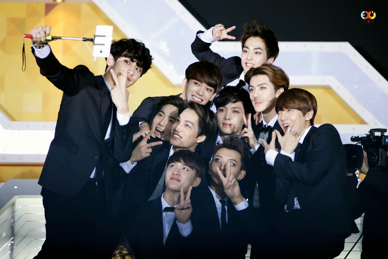 Xiuming-ming: [엑소] 141221 SBS 가요대전 고화질