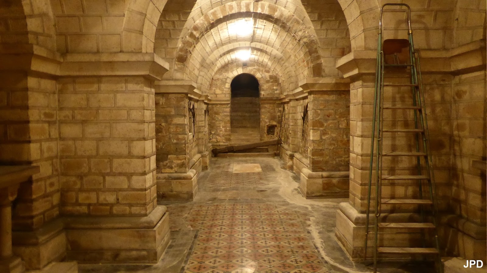 Paris-bise-art : La crypte Notre-Dame-des-champs