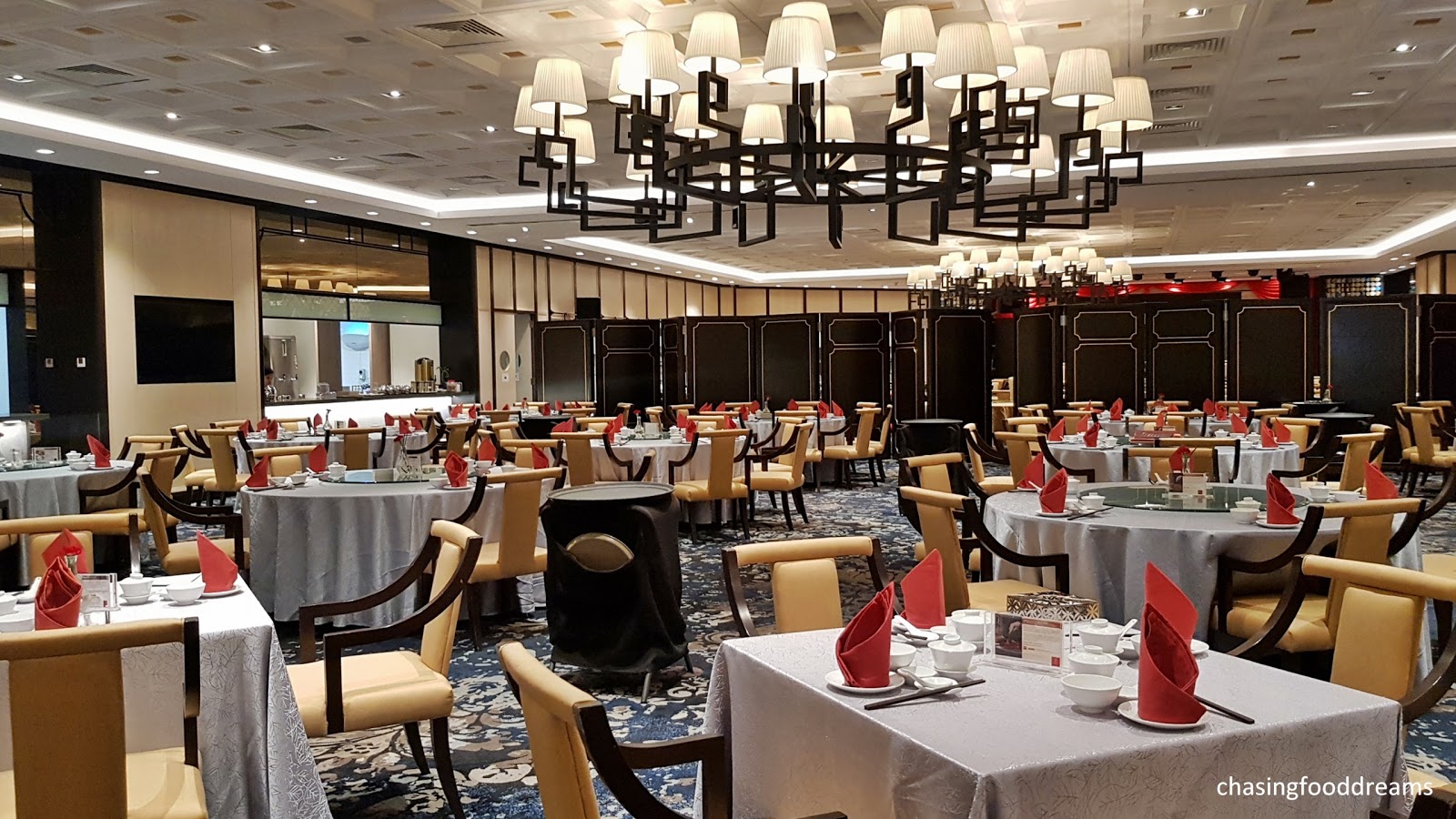 CHASING FOOD DREAMS: Best of Hong Kong Cuisine at Zuan Yuan Restaurant ...