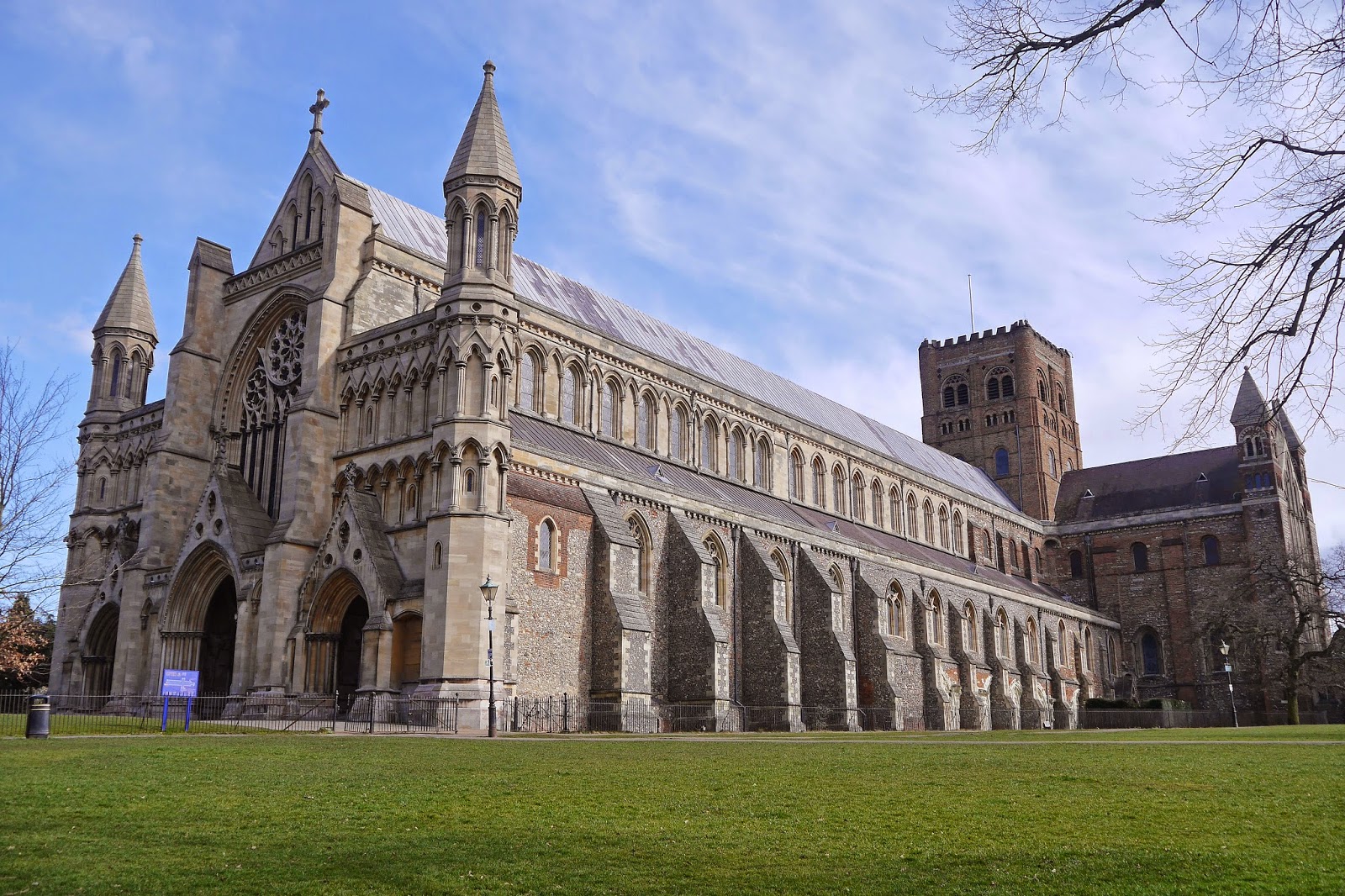 Walking in the country: St Albans