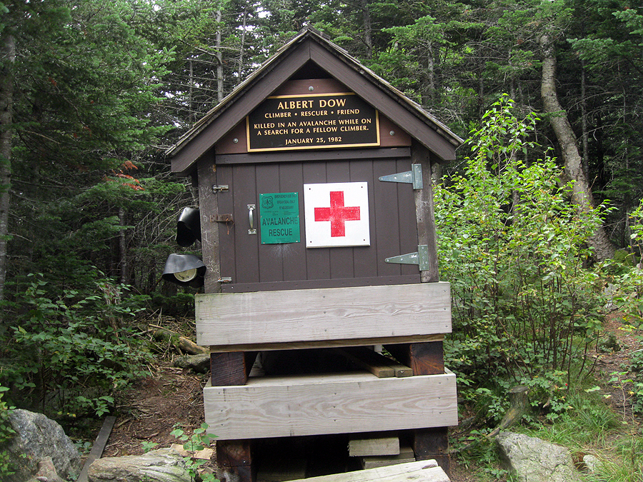 Hiking in the White Mountains: Huntington Ravine Trail