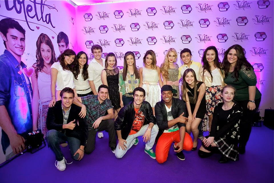 Violetta Brasil 1 y 2: Violetta Vem para o Brasil