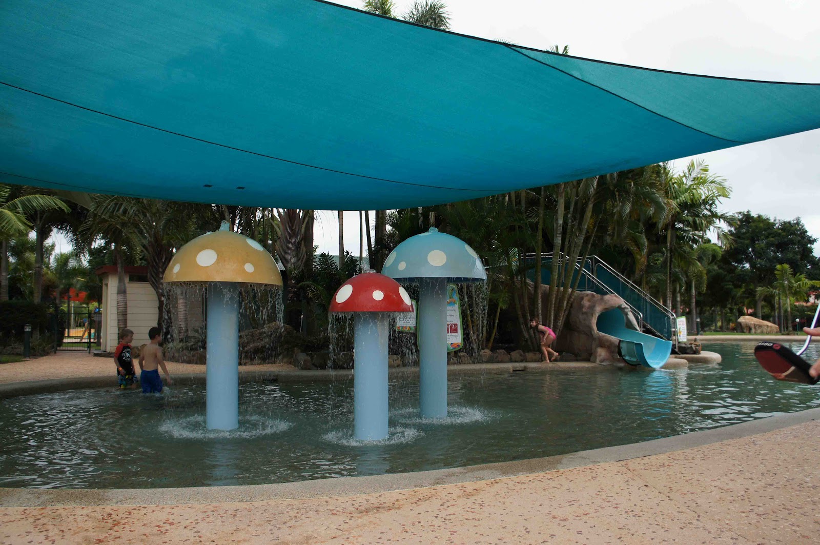 Johnsons Around Oz 2012: Day 56 Ayr to Airlie Beach