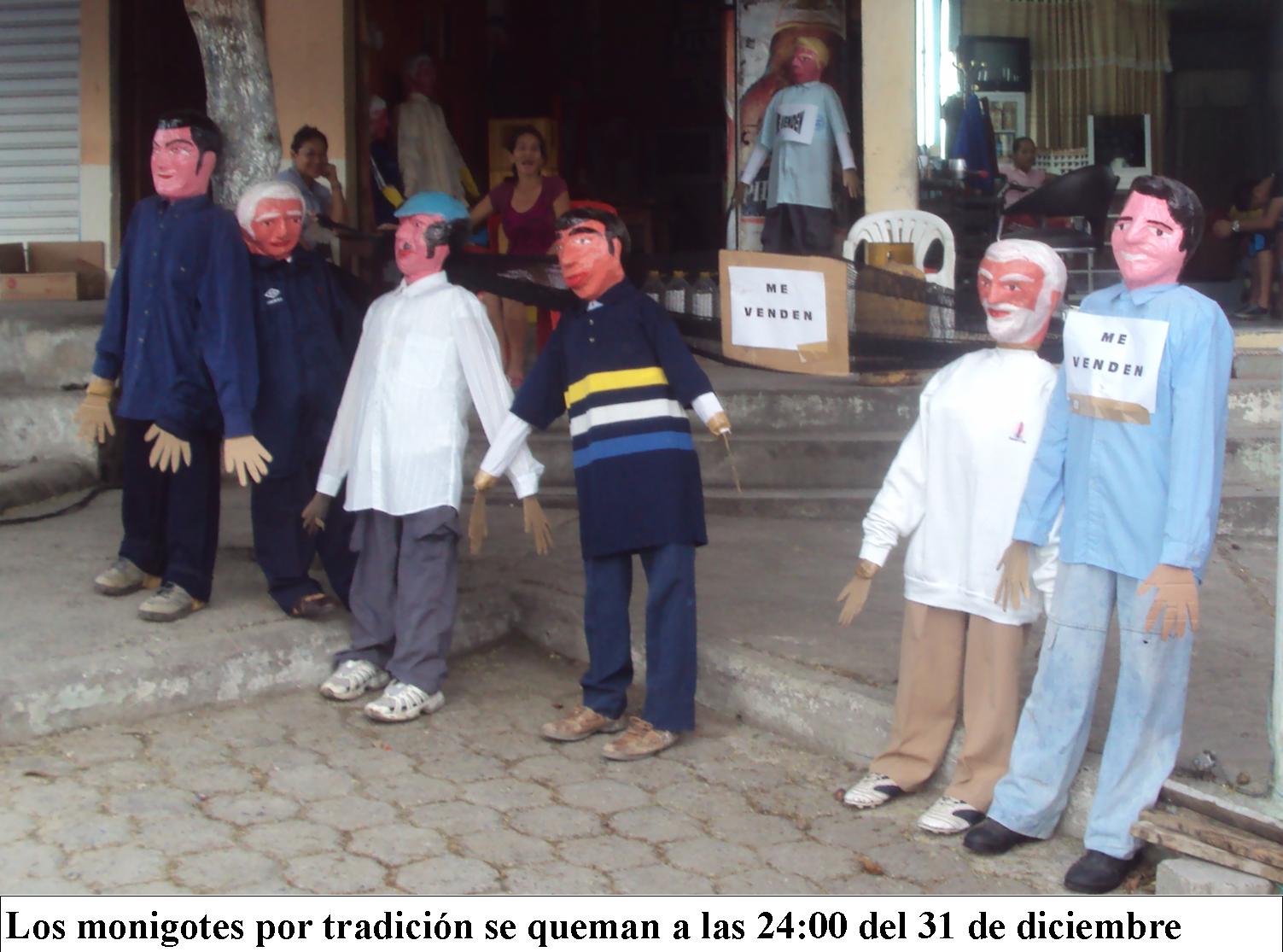 Tonchigüe al día: El monigote de año viejo es una tradición en varios ...