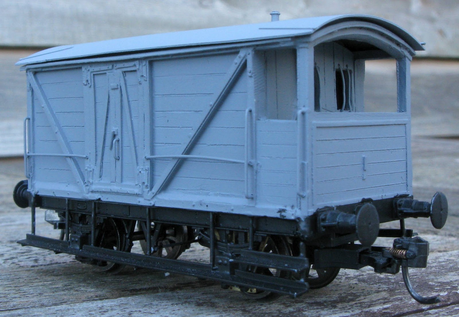SR 25t Pill Box brake van - Page 5 - Bachmann - RMweb