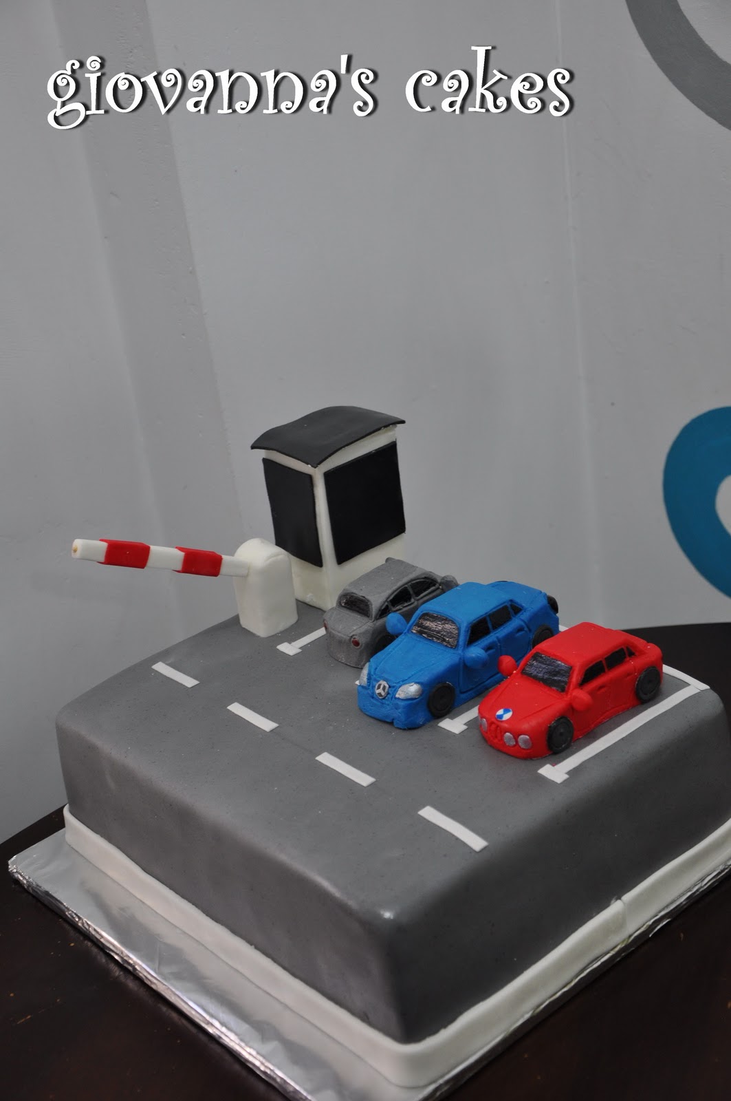 giovanna's cakes: Parking lot cake