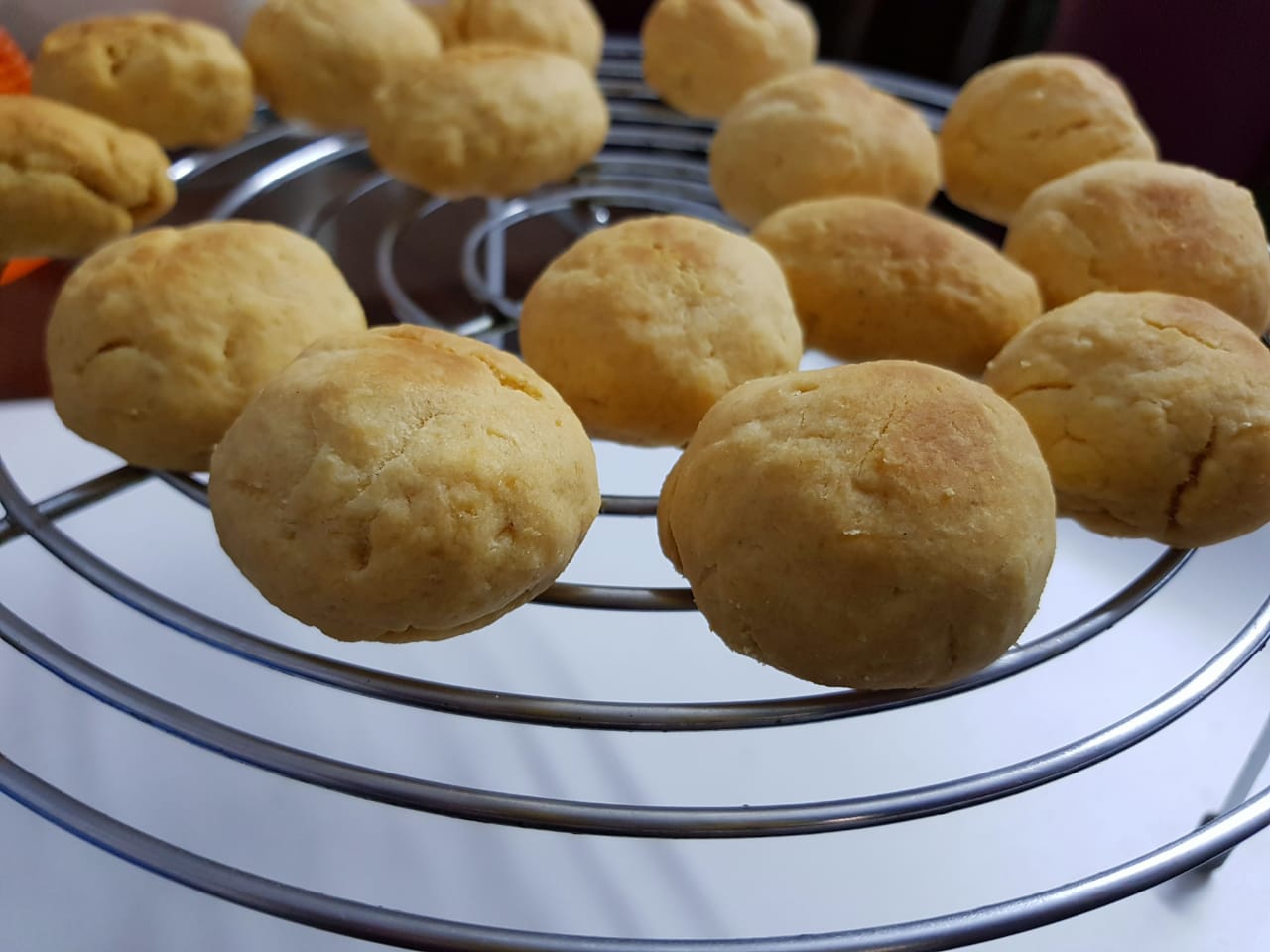 Niloufer's Kitchen: Batasa