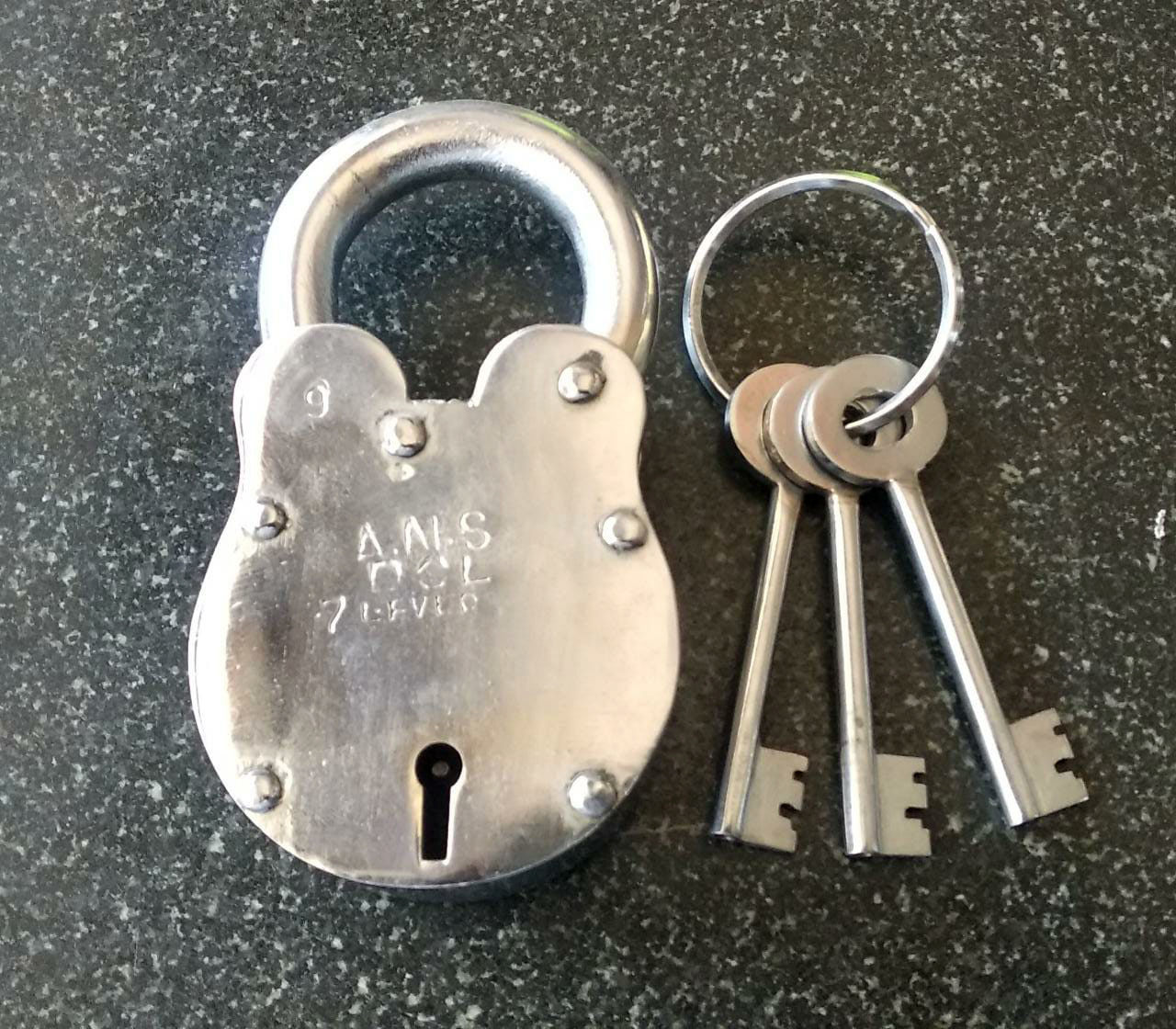 Nag on the Lake: The Lockmakers Of Dindigul