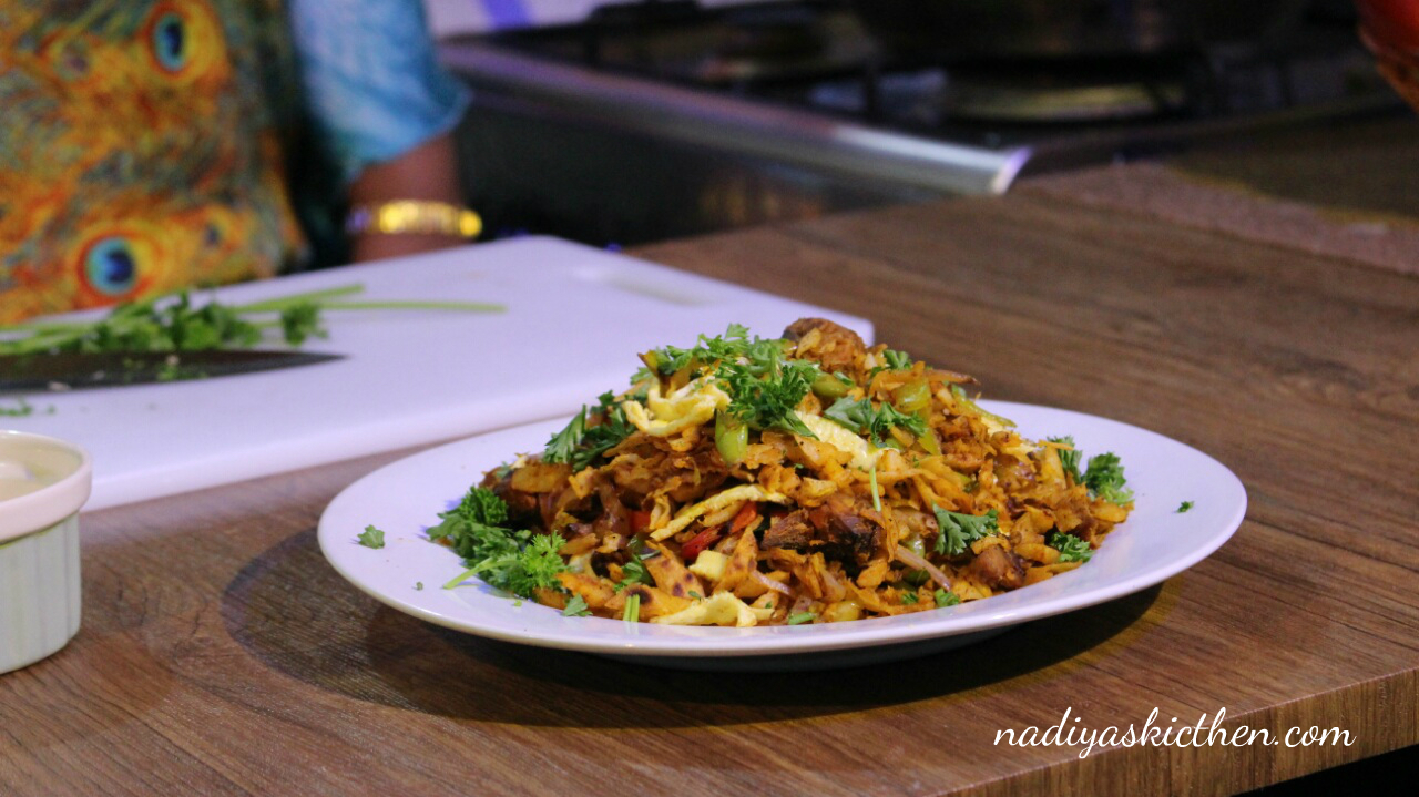 Nadiya's Tastes Of Maldives: Valhomas Kothu Paratta