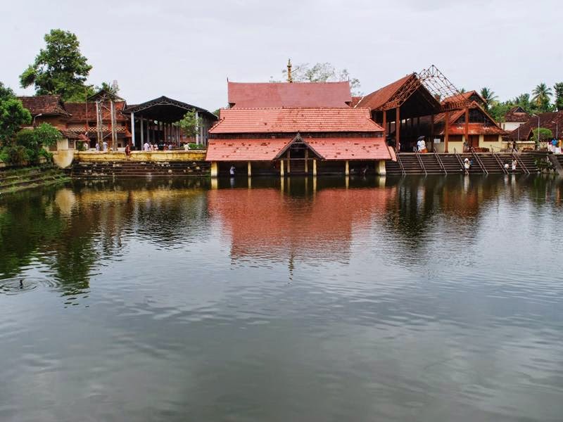 Ambalappuzha Sri Krishna Temple - JungleKey.in Image
