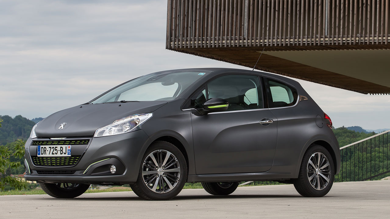 Technical Beauty at Boxfox1: New Peugeot 208: Fresh styling and ...