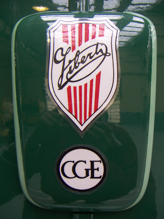 milanoneisecoli: La Filovia Fiat 2472 carrozzata Viberti, il "Vibertone"