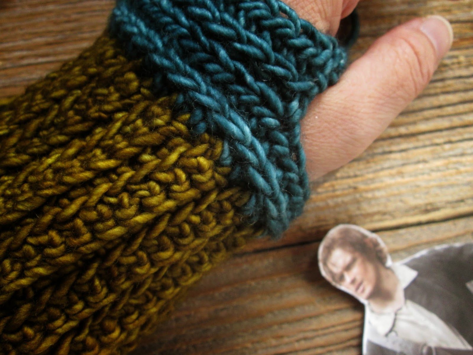 Polly Foo Foo: Next Pattern in Progress: Mrs. Fitz Mini Mitts Crocheted ...