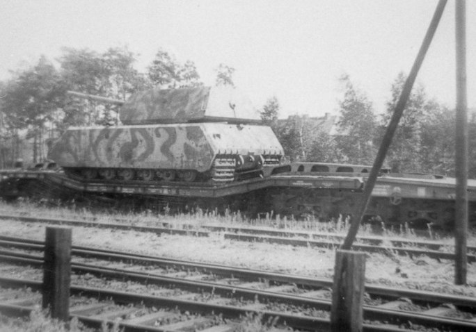 Sturmtiger and Maus on train : r/Warthunder
