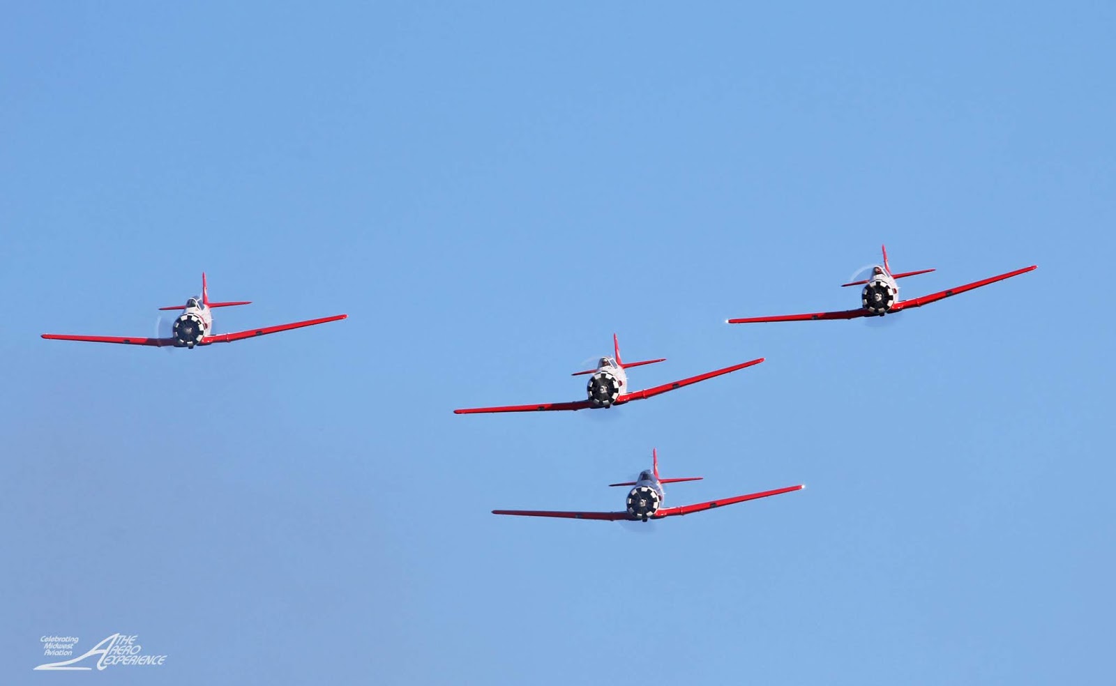 The Aero Experience: EAA AirVenture Oshkosh 2019: Airshows - Aeroshell ...