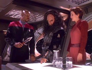 Un universo de Ciencia Ficción: 1993-STAR TREK: ESPACIO PROFUNDO NUEVE (6)