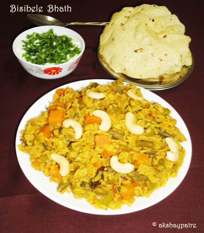 Vidyas Veg Recipes: Bisi bele bhath recipe - Karnataka style bisi bele ...
