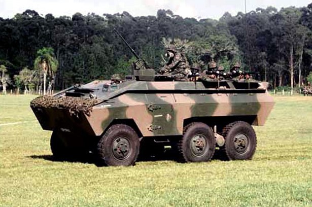 MILITER DAN ALUTSISTA, INDONESIA DAN DUNIA: Kendaraan Pengangkut ...