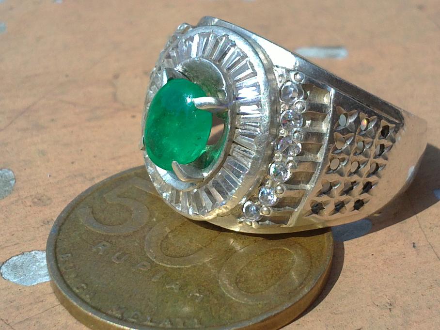 Colombian Emerald / Zamrud Colombia | GEMSTONE | EMERALD | RUBY | SAFIR