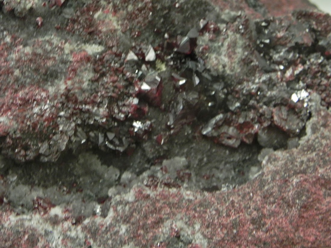 MINERALES: CINABRIO