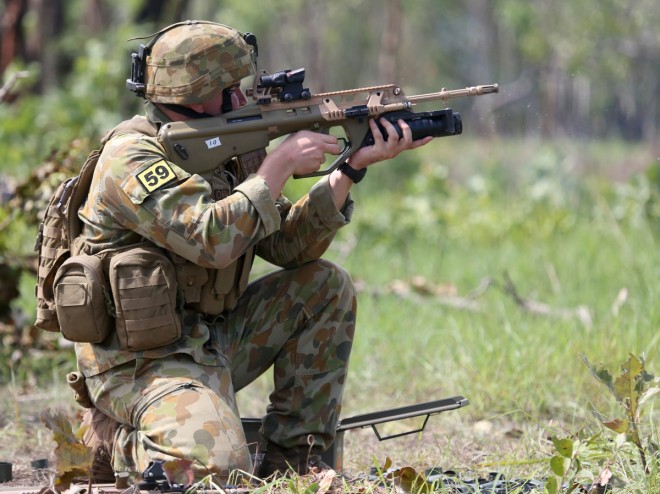 on target shooter nz: Australian Defence Forces New Austeyr EF88 Rifle: