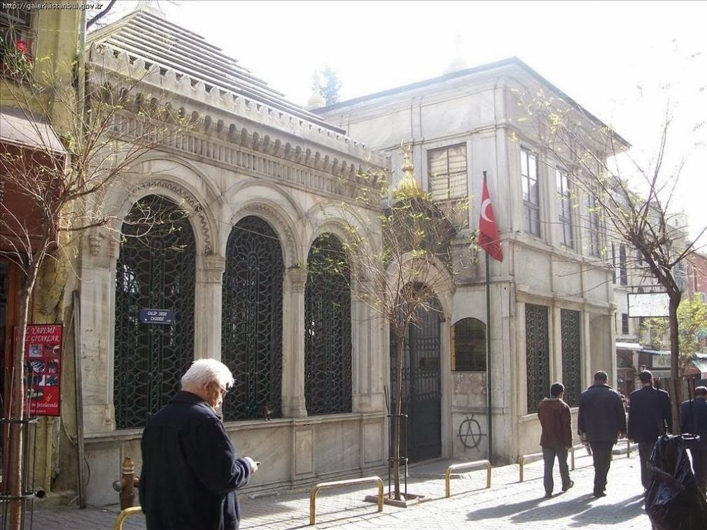 ΚΩΝΣΤΑΝΤΙΝΟΥΠΟΛΗ: ΜΙΑ ΒΟΛΤΑ ΣΤΗΝ ΠΛΑΤΕΙΑ ΤΑΞΙΜ, ΣΤΗΝ ISTIKLAL ΚΑΙ ΣΤΟ ...