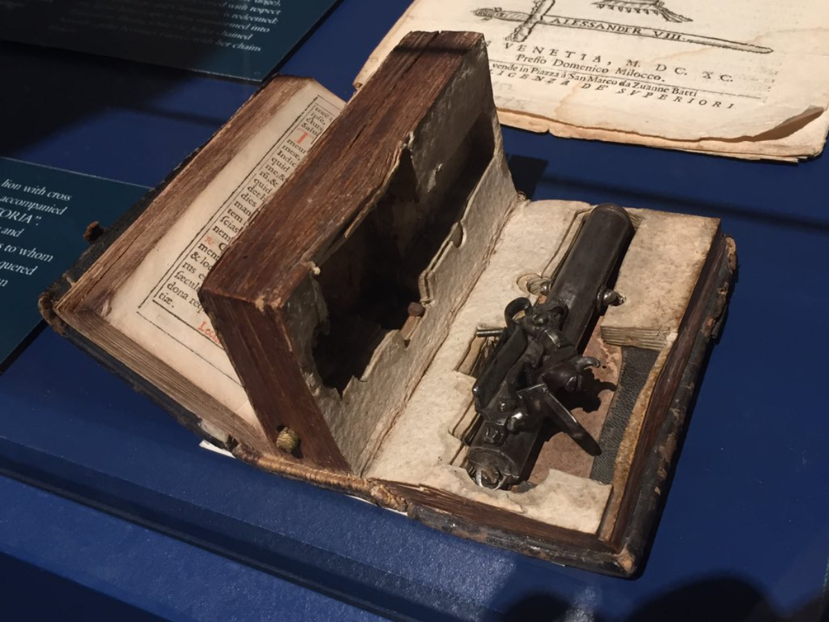 Here’s a Bible-Gun That Belonged to Francesco Morosini, Doge of Venice ...